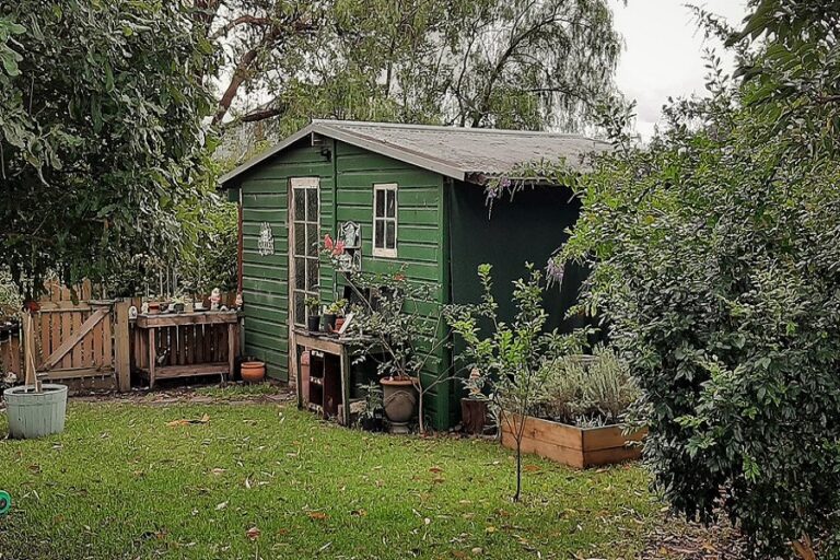 How To Waterproof A Shed: 8 Effective Techniques For Sound ...